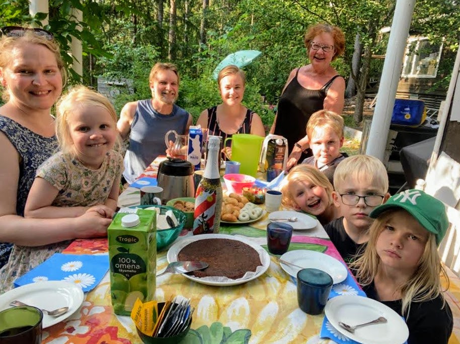 kissanpäiviä | hikipisarat